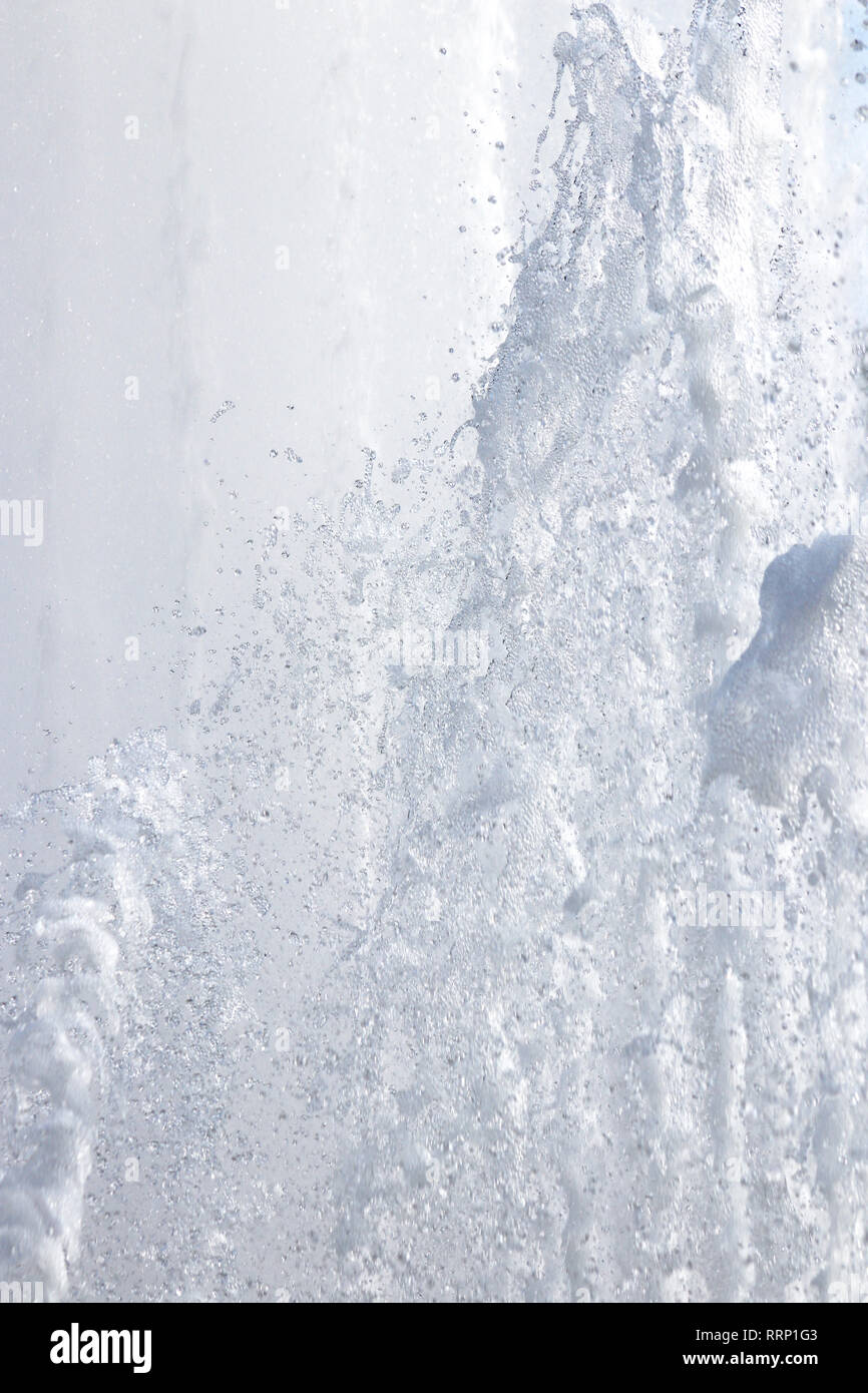 Flowing waterfall splash spray hi-res stock photography and images - Alamy