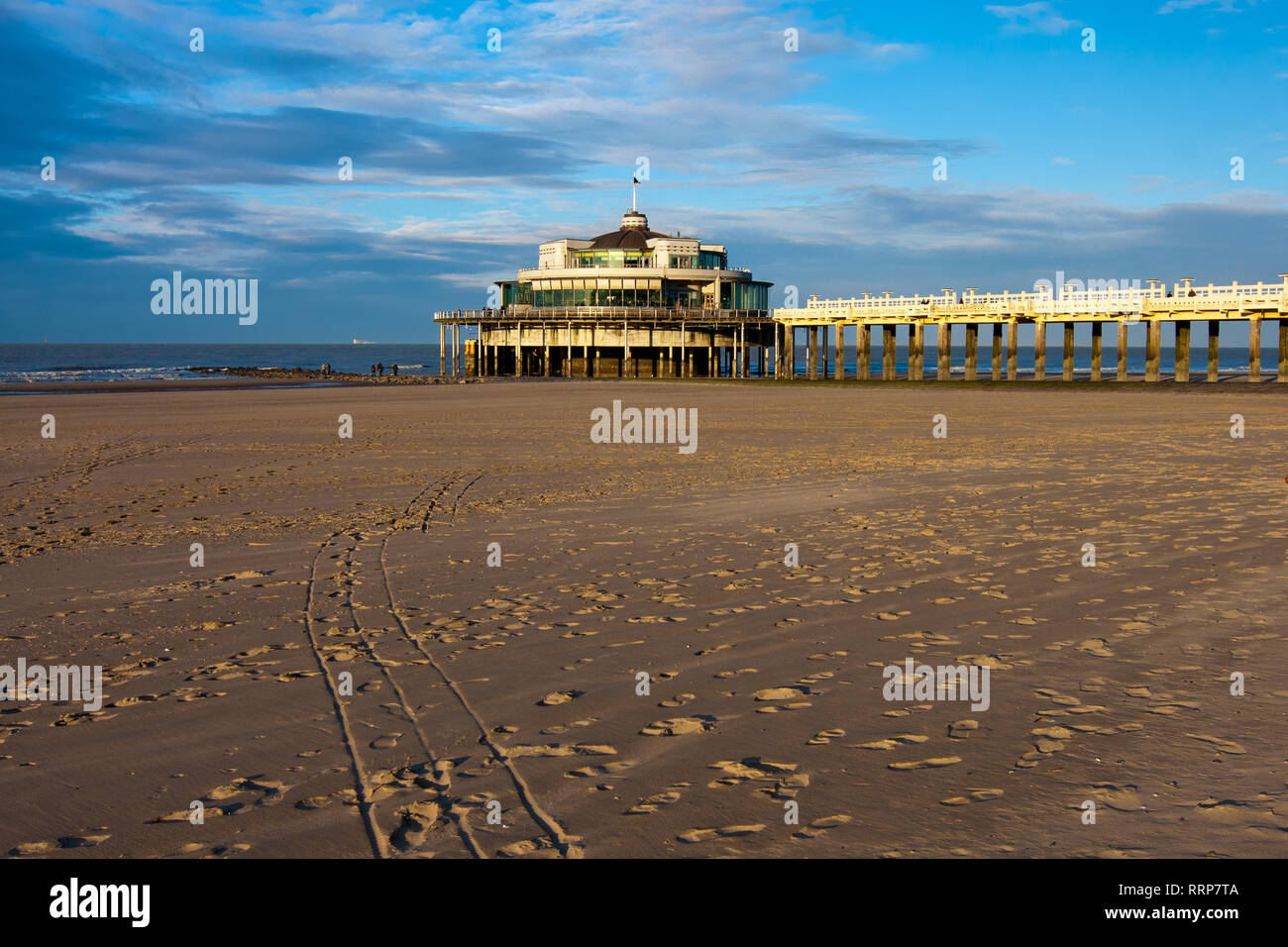 Building on a beach in Blankenberge, Belgium Stock Photo - Alamy