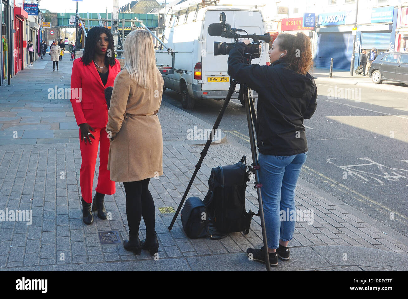 Jenny Roberts Join Celebrities Gathering For ITV News Interview, London ...