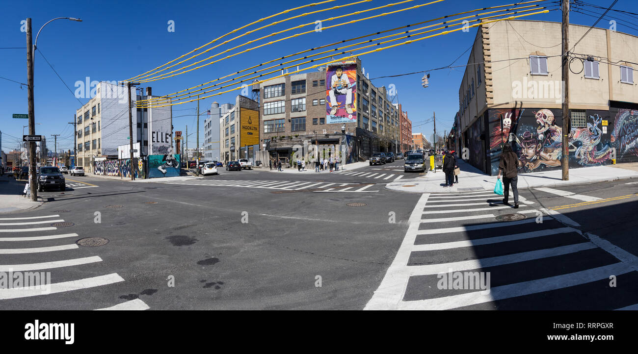 Intersection in Bushwick section of Brooklyn, NY Stock Photo - Alamy