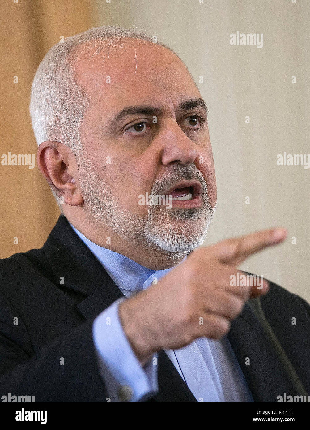Tehran. 13th Feb, 2019. File photo taken on Feb. 13, 2019 shows Iranian ...
