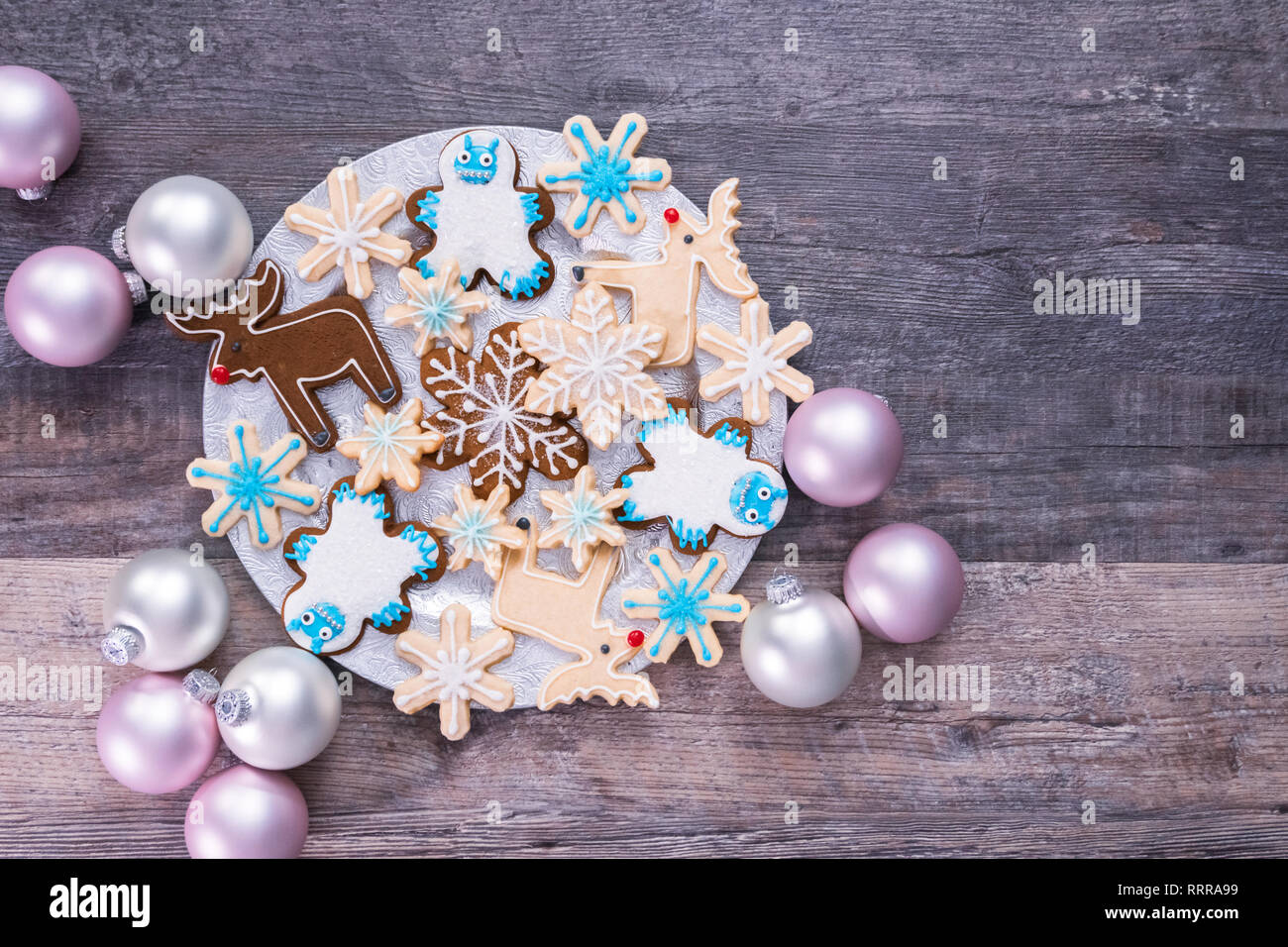 Christmas cookies decorated with royal icing Stock Photo - Alamy