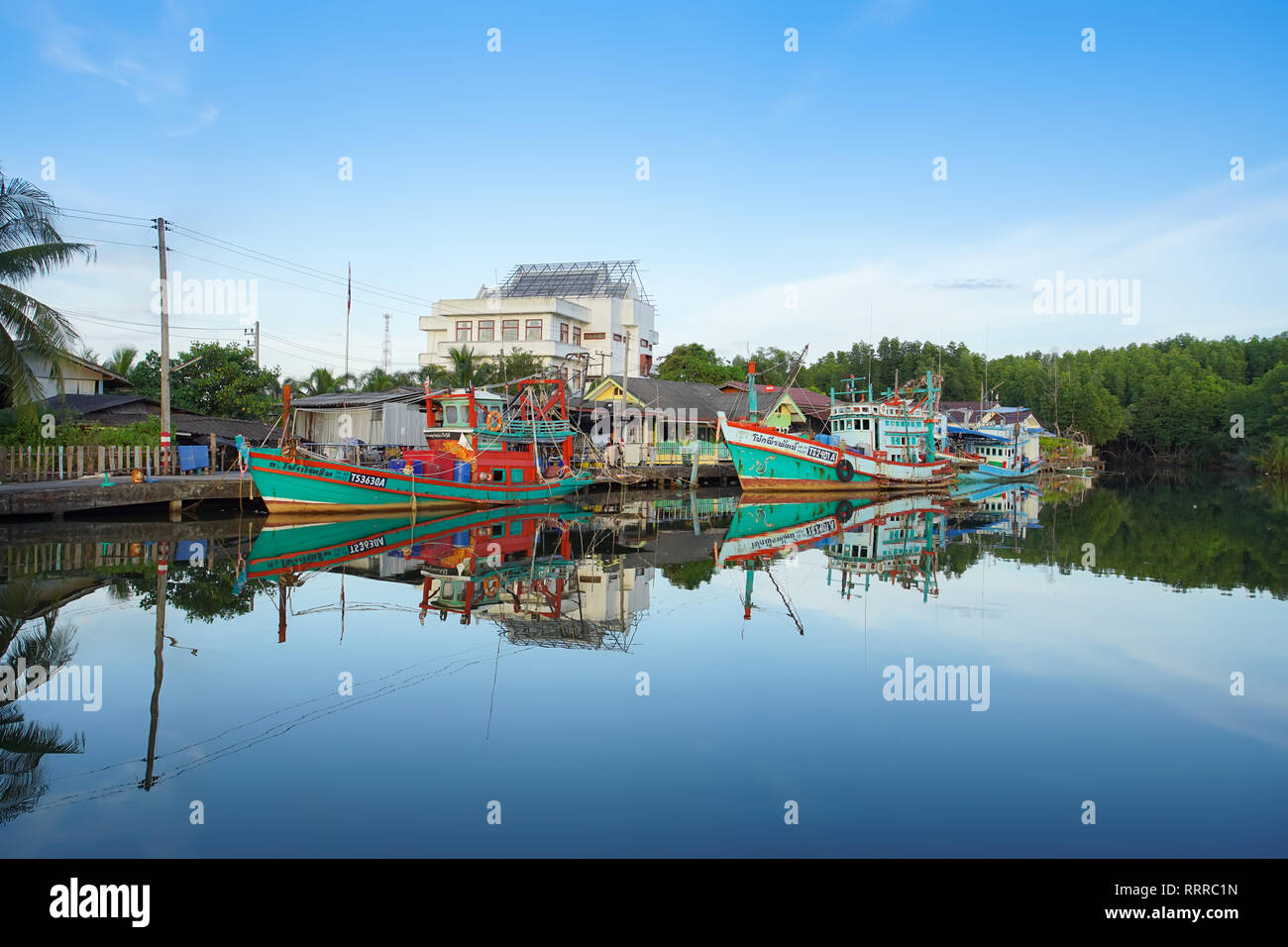 Trat, Thailand - December 01, 2018: Beautiful scene of Fishing village ...