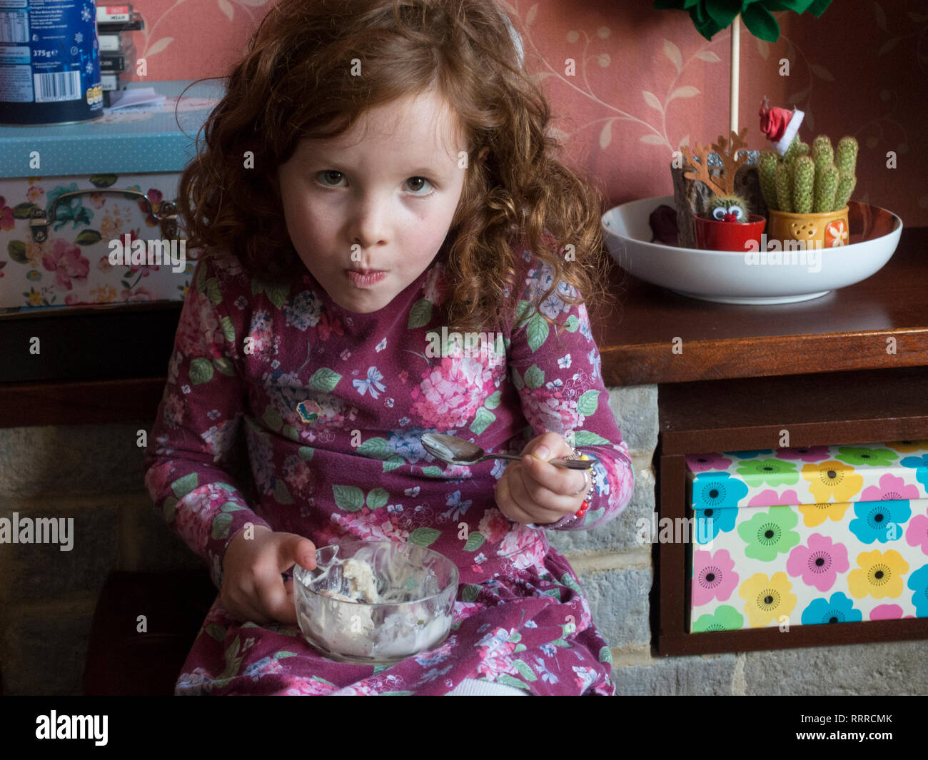 Eating pudding hi-res stock photography and images - Alamy