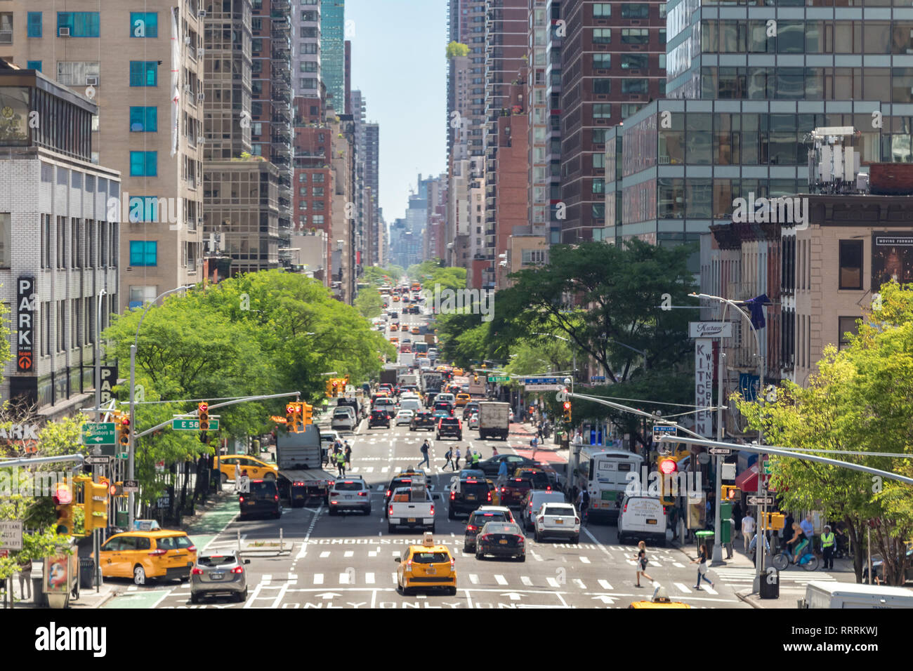 Overhead crosswalk hi-res stock photography and images - Alamy