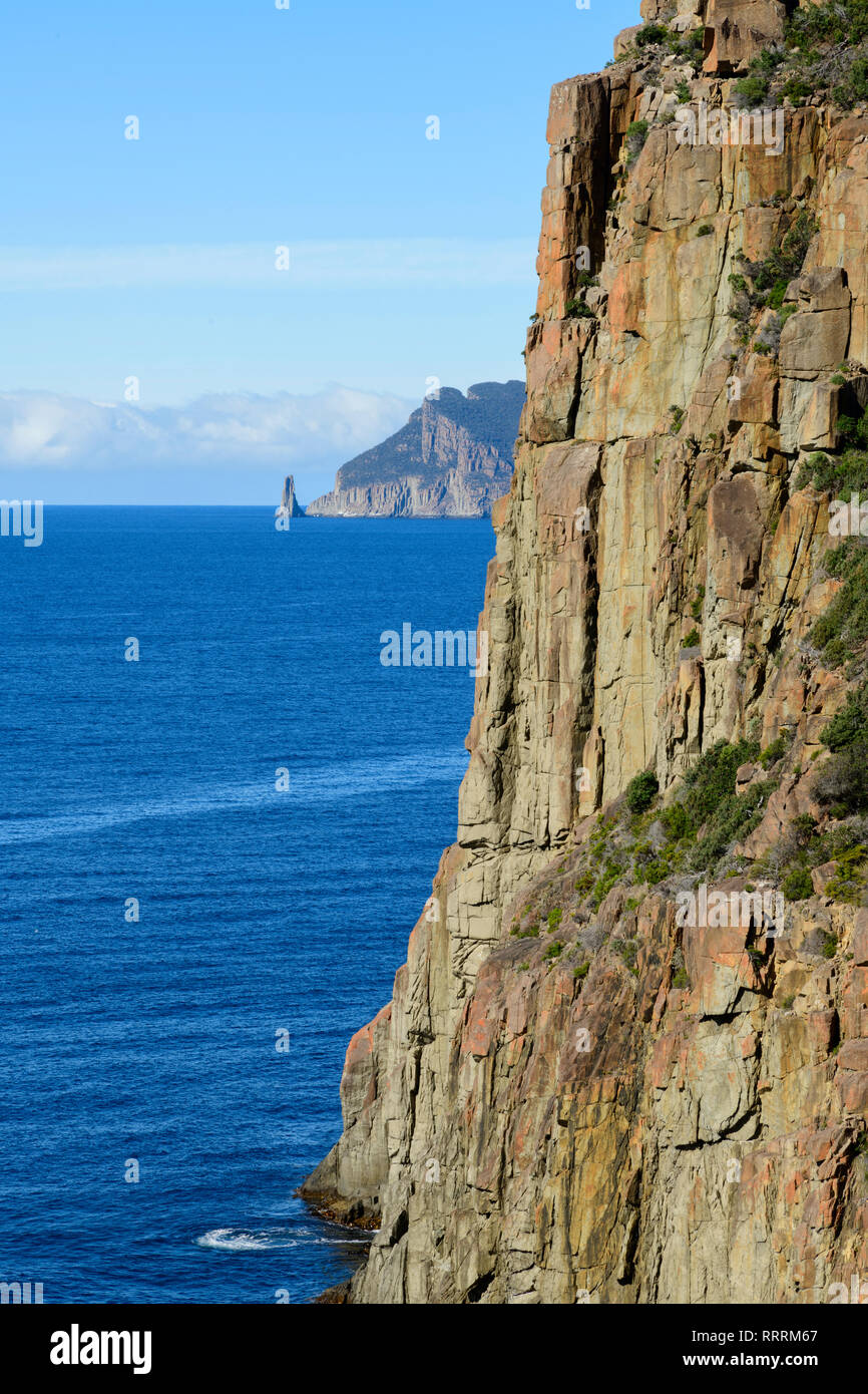 Australia, Tasmania, Tasman Peninsula, Tasman National Park, Cape Hauy ...