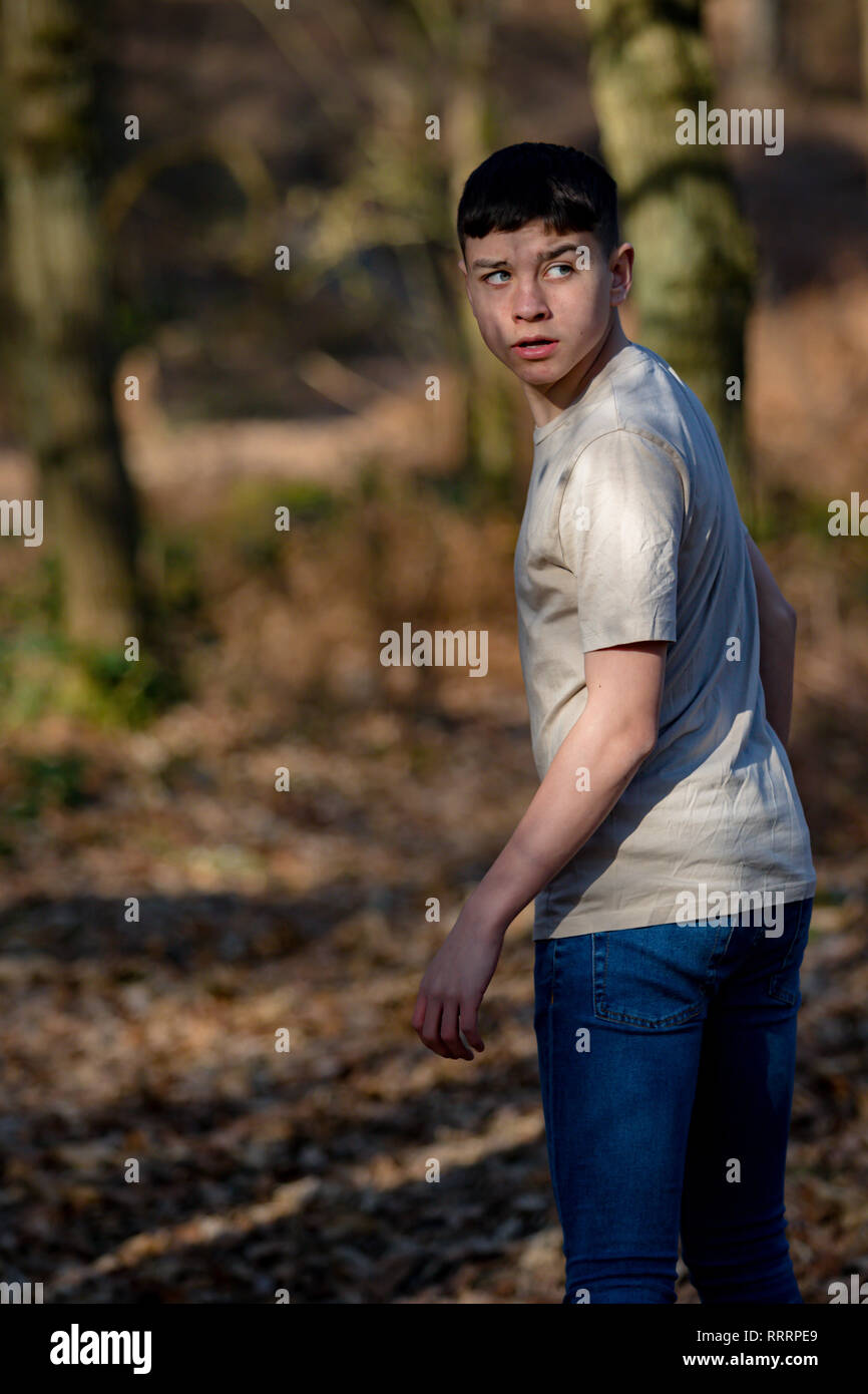 Looking over shoulder nervous hi-res stock photography and images - Alamy