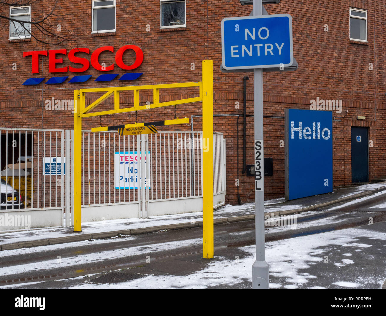 London tesco hi-res stock photography and images - Alamy