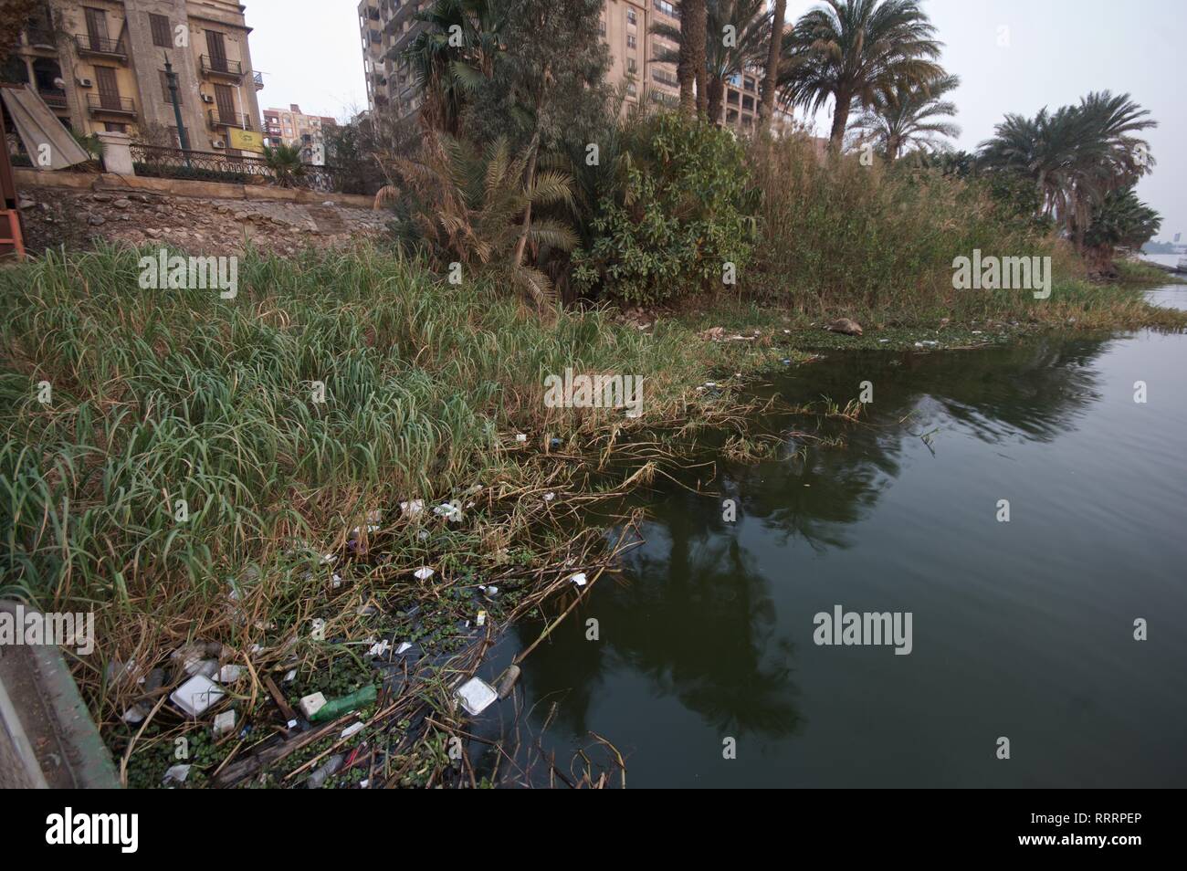 Egypt pollution hi-res stock photography and images - Alamy