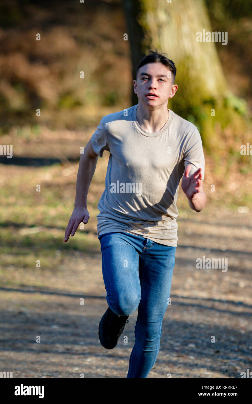 Teenager and running and 14 16 hi-res stock photography and images - Alamy