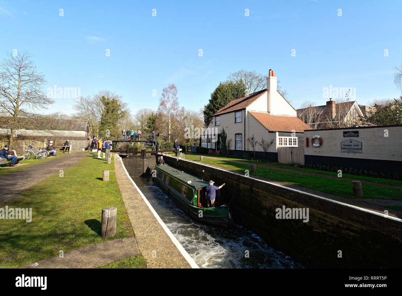 Weybridge surrey england uk hi-res stock photography and images - Alamy