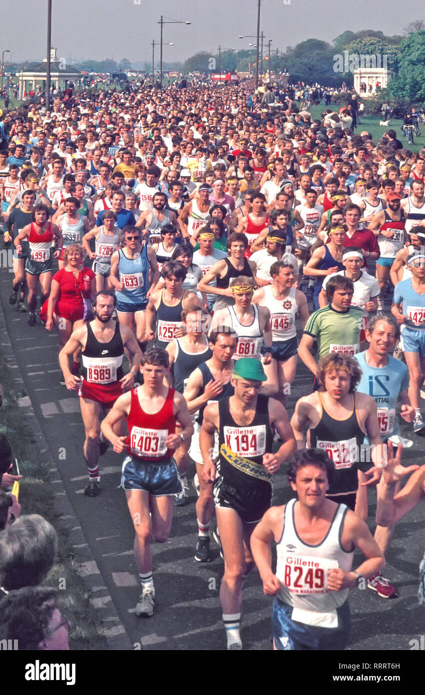 80s advert hi-res stock photography and images - Alamy