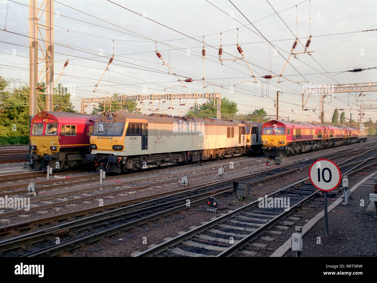 Class 92 electric locomotive 92 hi-res stock photography and images - Alamy