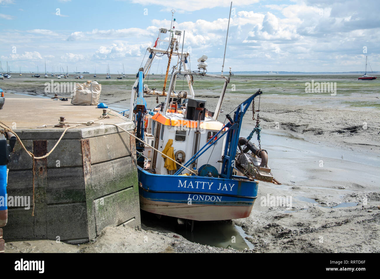 Cockle fishing boat leigh on sea hi-res stock photography and images ...