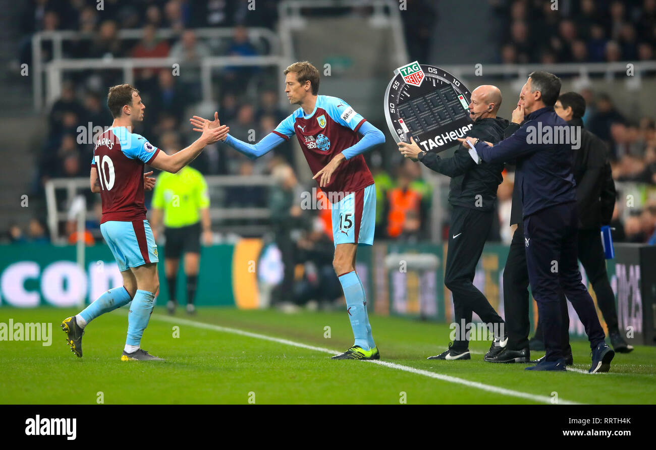 Peter crouch burnley hi-res stock photography and images - Alamy