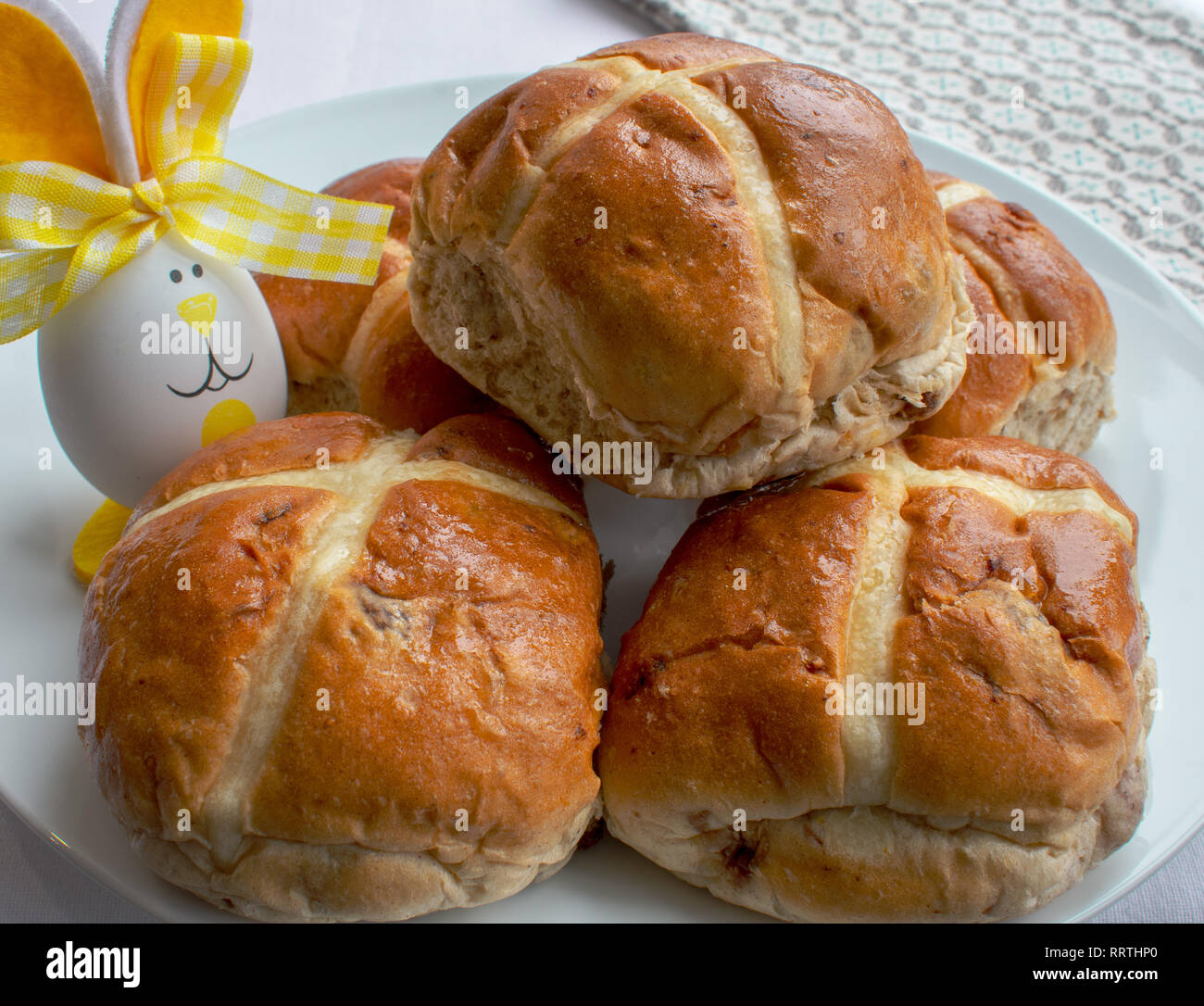 Easter buns hi-res stock photography and images - Alamy