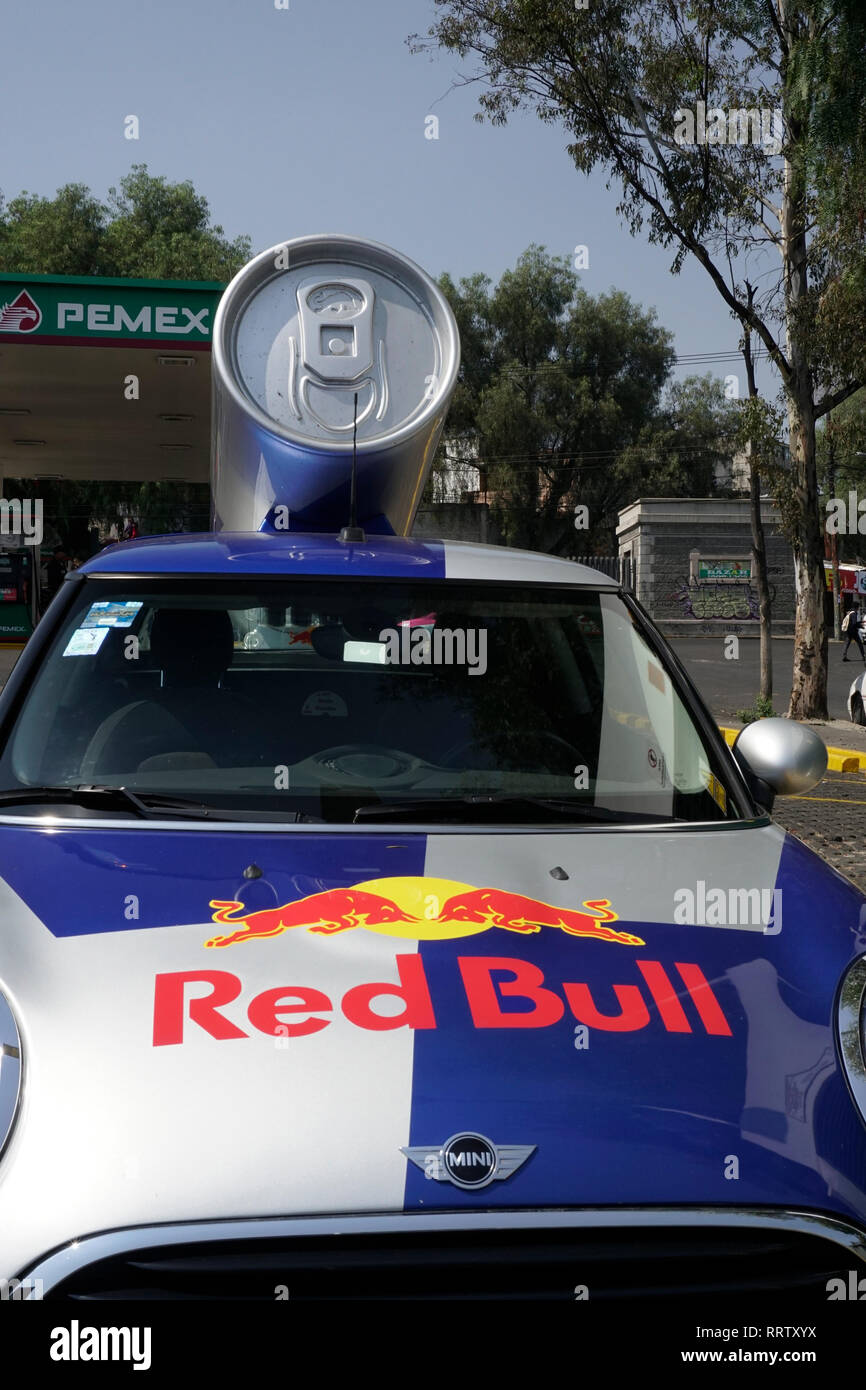 Red bull advertisement hi-res stock photography and images - Alamy