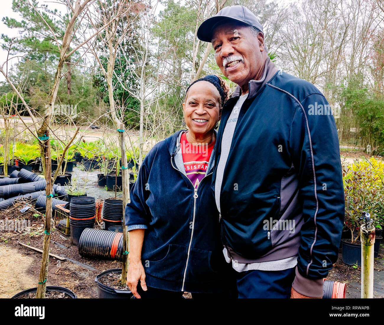 New York Mets Hall of Famer Cleon Jones, right, stands beside his wife ...