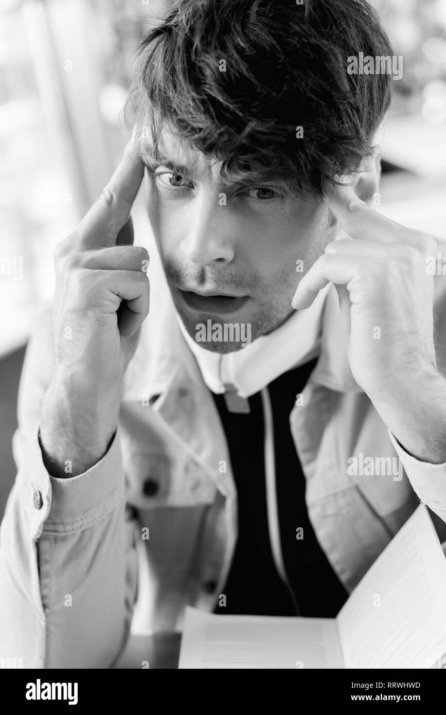 Fingers on table Black and White Stock Photos & Images - Alamy