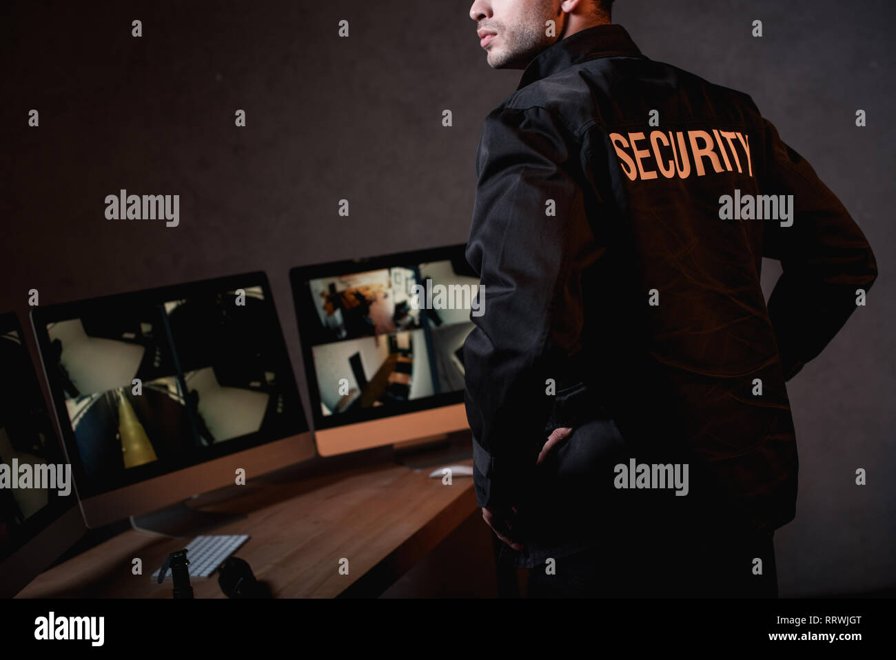 Workplace security guard hi-res stock photography and images - Alamy