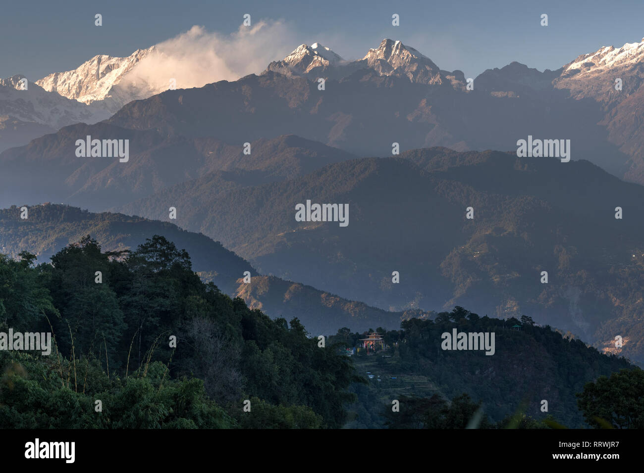 View of Kangchenjunga mountain range, Great Himalaya Range, Sikkim ...