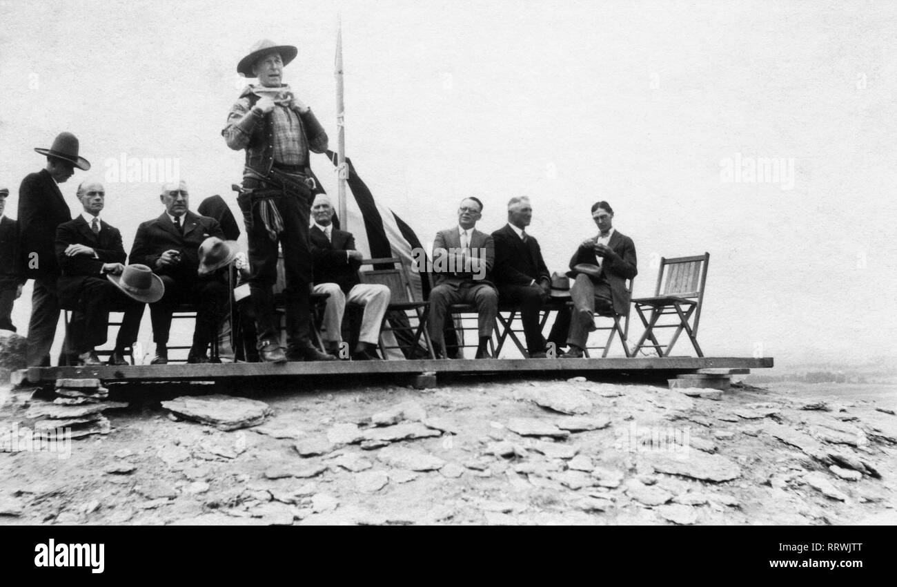 WILLIAM S. HART at CUSTER HILL Battle of the LITTLE BIG HORN 50th ...