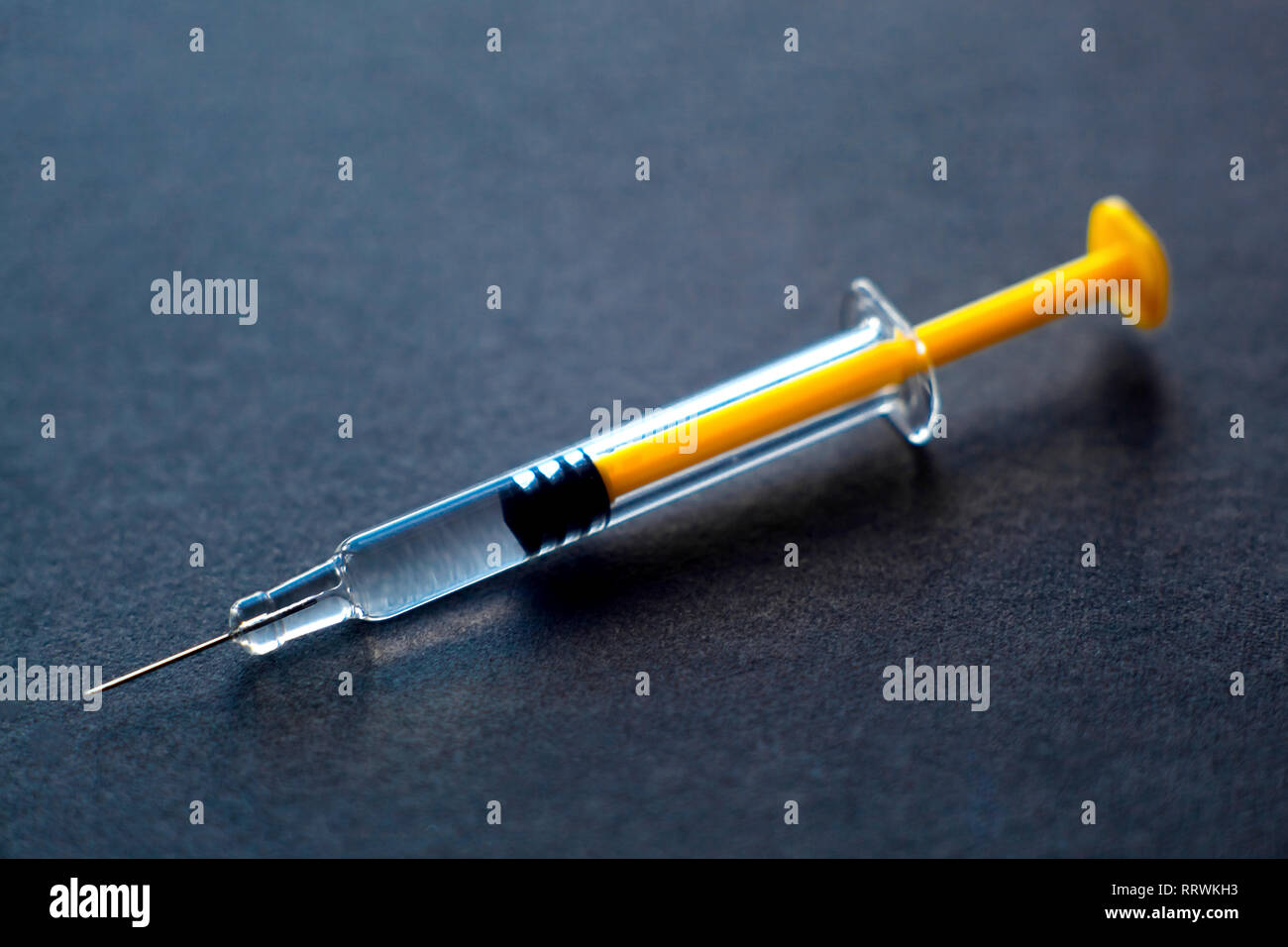 Yellow Liquid Vial High Resolution Stock Photography and Images - Alamy