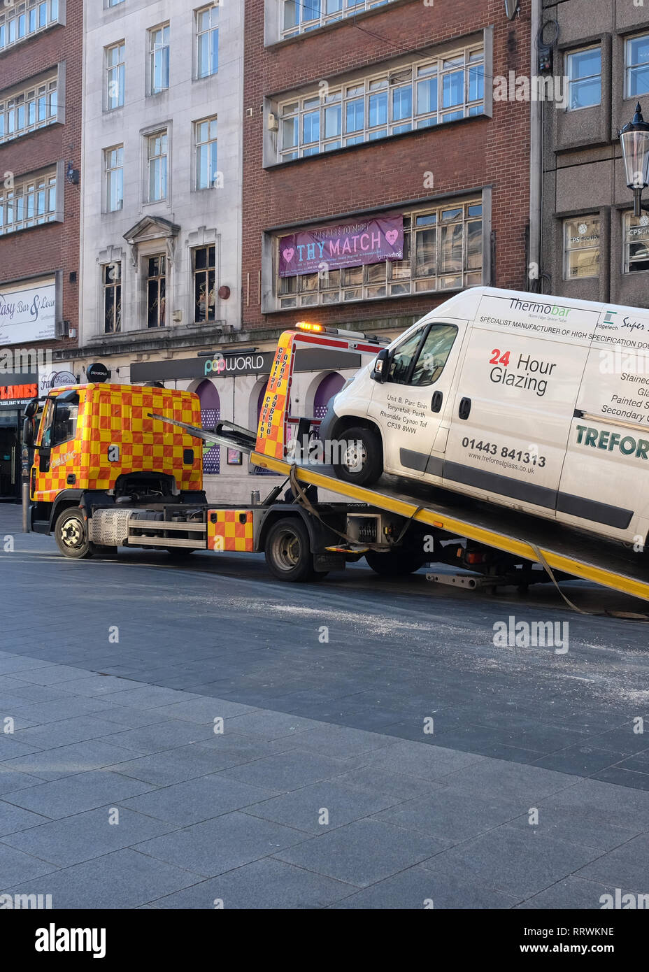 Broken down van hi-res stock photography and images - Alamy