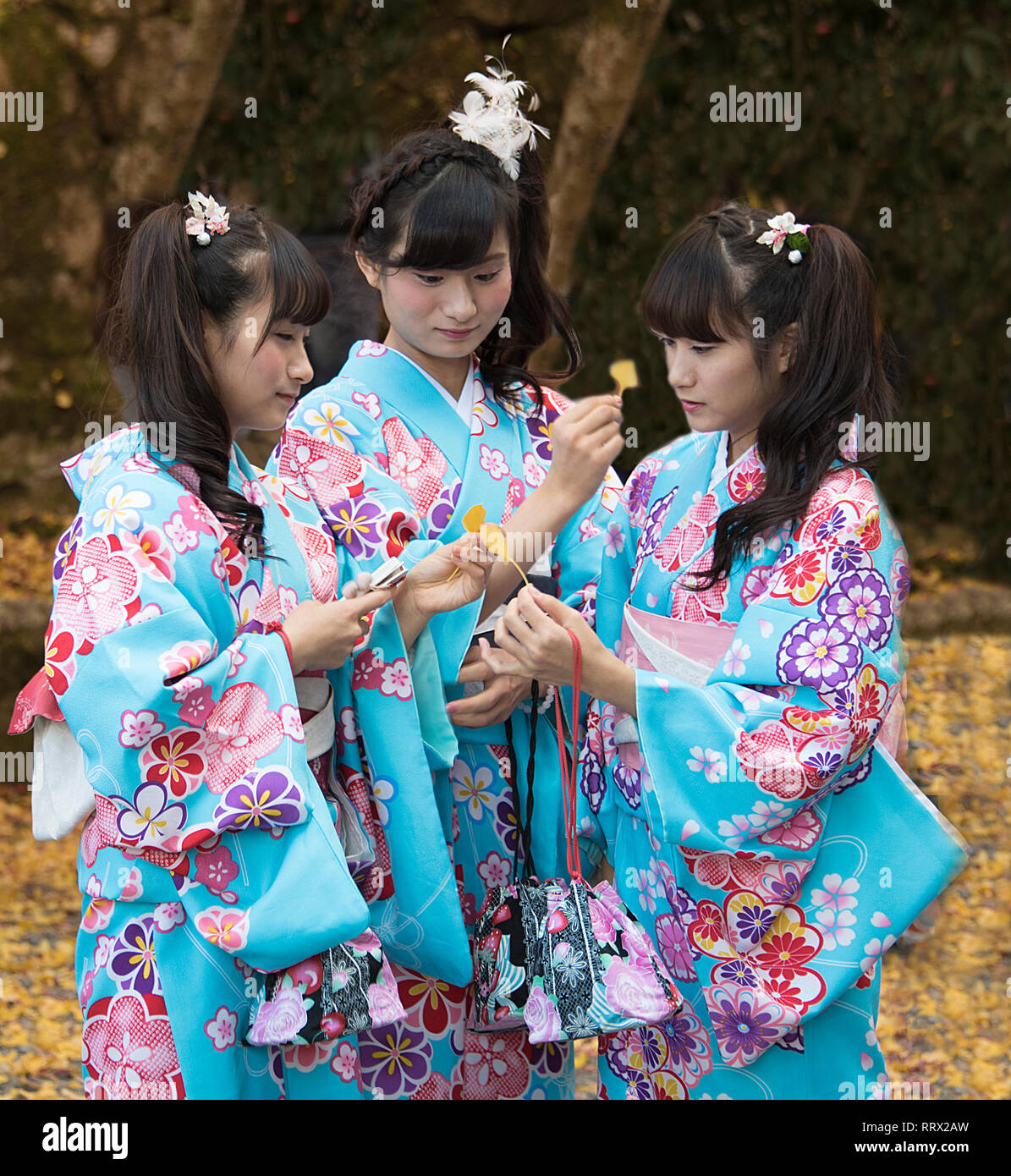 Japanese girls hi-res stock photography and images - Alamy