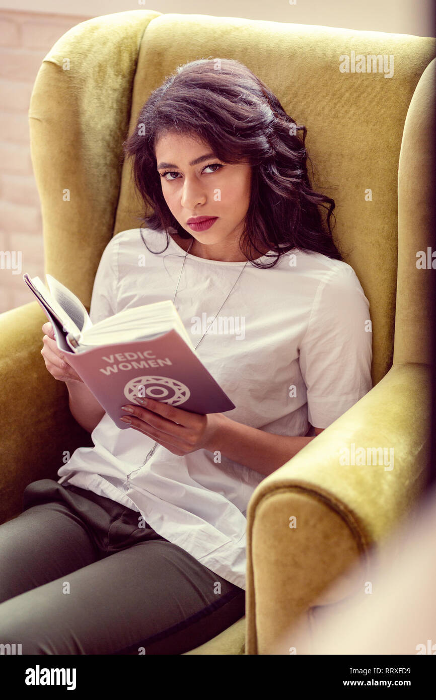 Thoughtful book hi-res stock photography and images - Alamy