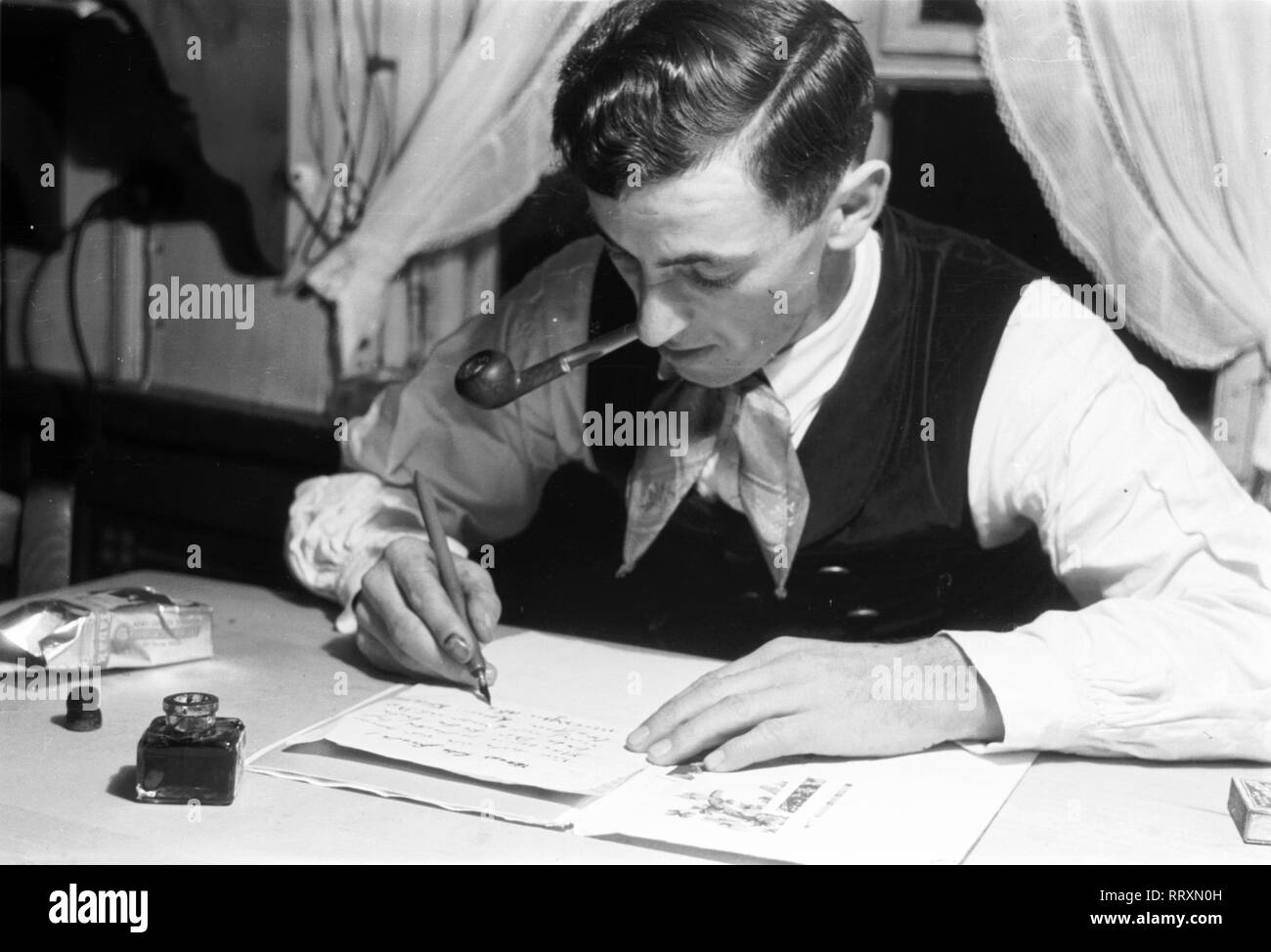 Kalligraphie feder hi-res stock photography and images - Alamy