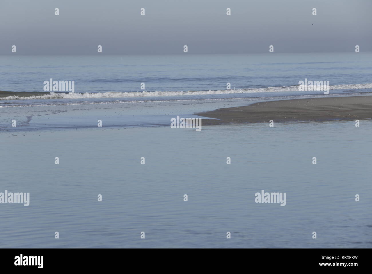 low tide at the beach Stock Photo - Alamy