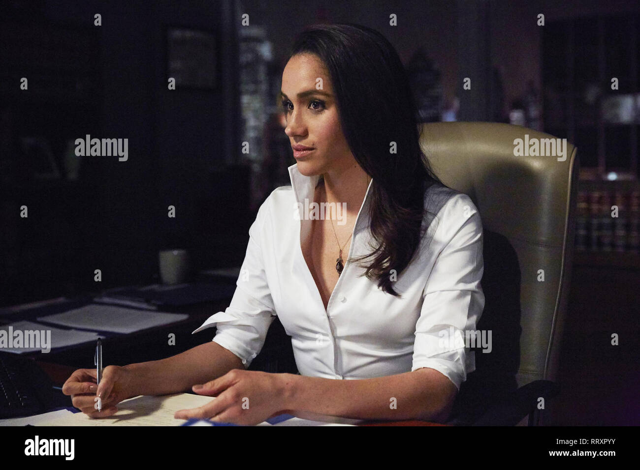Meghan Markle in Suits (2011) USA Network Stock Photo - Alamy