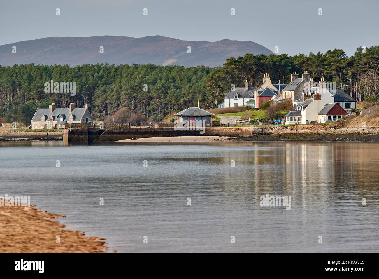 COUL LINKS EMBO SUTHERLAND SCOTLAND THE BEACH AT EXTREME END OF THE ...