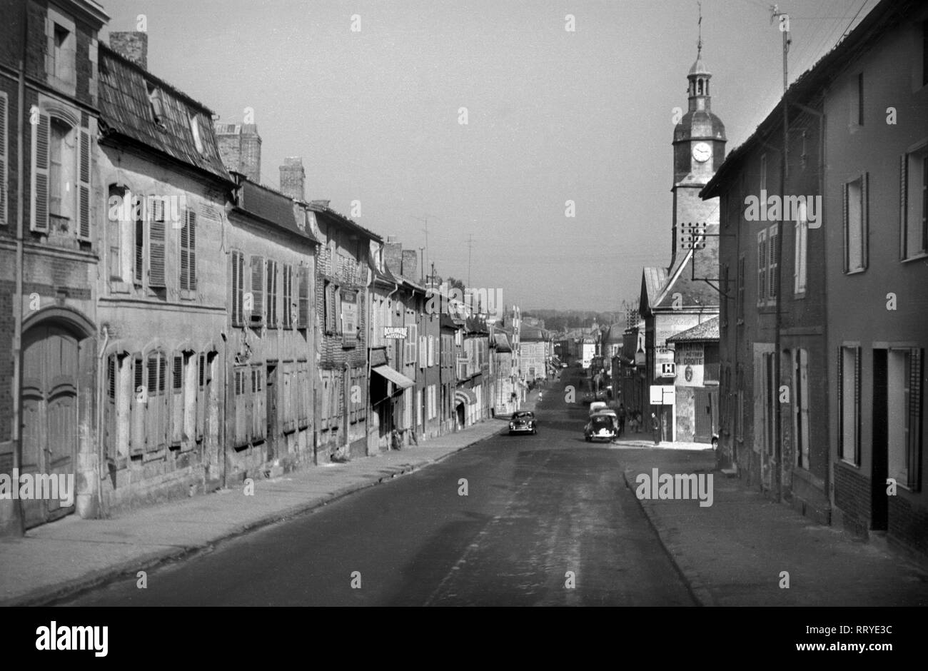 Frankreich - France in 1950s. Street in Valmy. Photo by Erich Andres ...