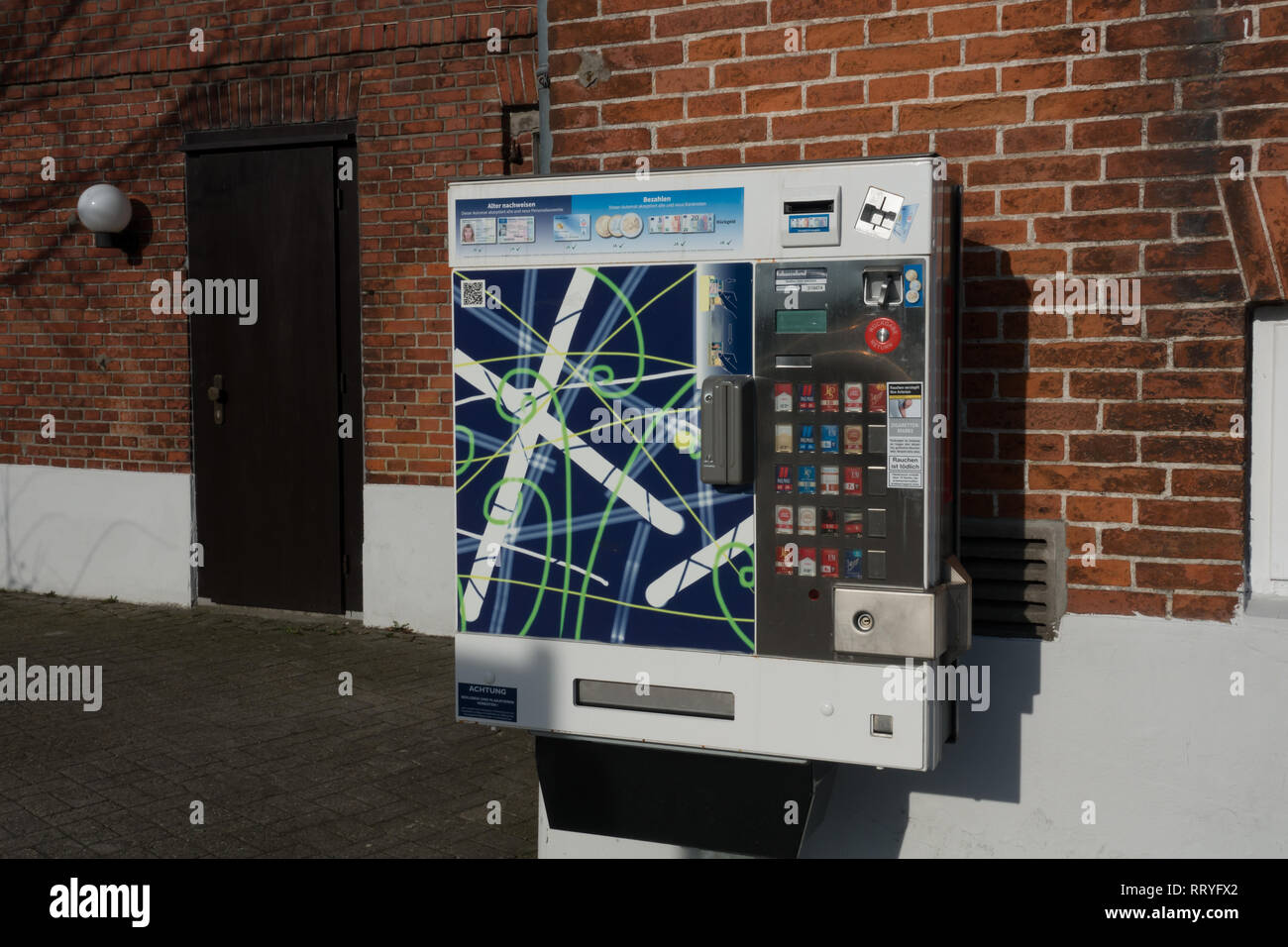 Cigarette vending machine germany hi-res stock photography and images ...