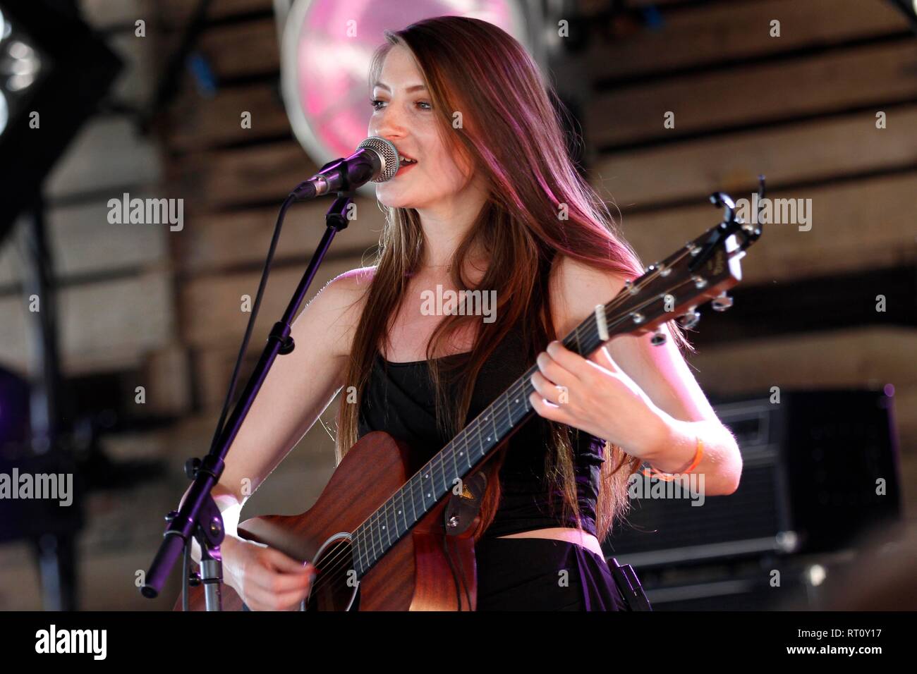 Irish Country Music High Resolution Stock Photography and Images - Alamy