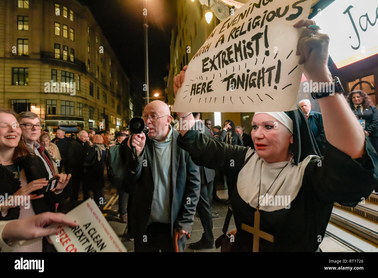Rees mogg class war hi-res stock photography and images - Alamy