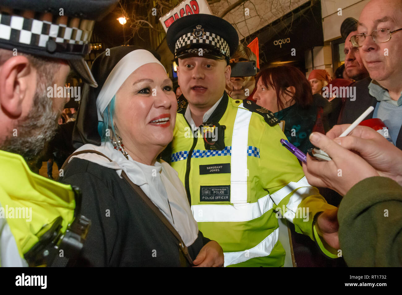 Jacob rees mogg class war hi-res stock photography and images - Alamy