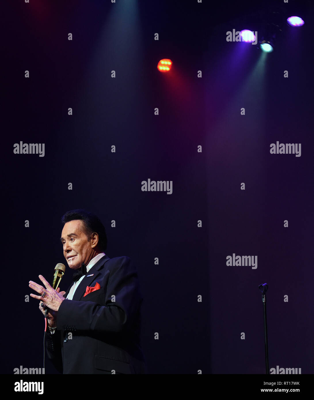 The Villages, Florida, USA. 26th Feb 2019. Singer and entertainer Wayne ...