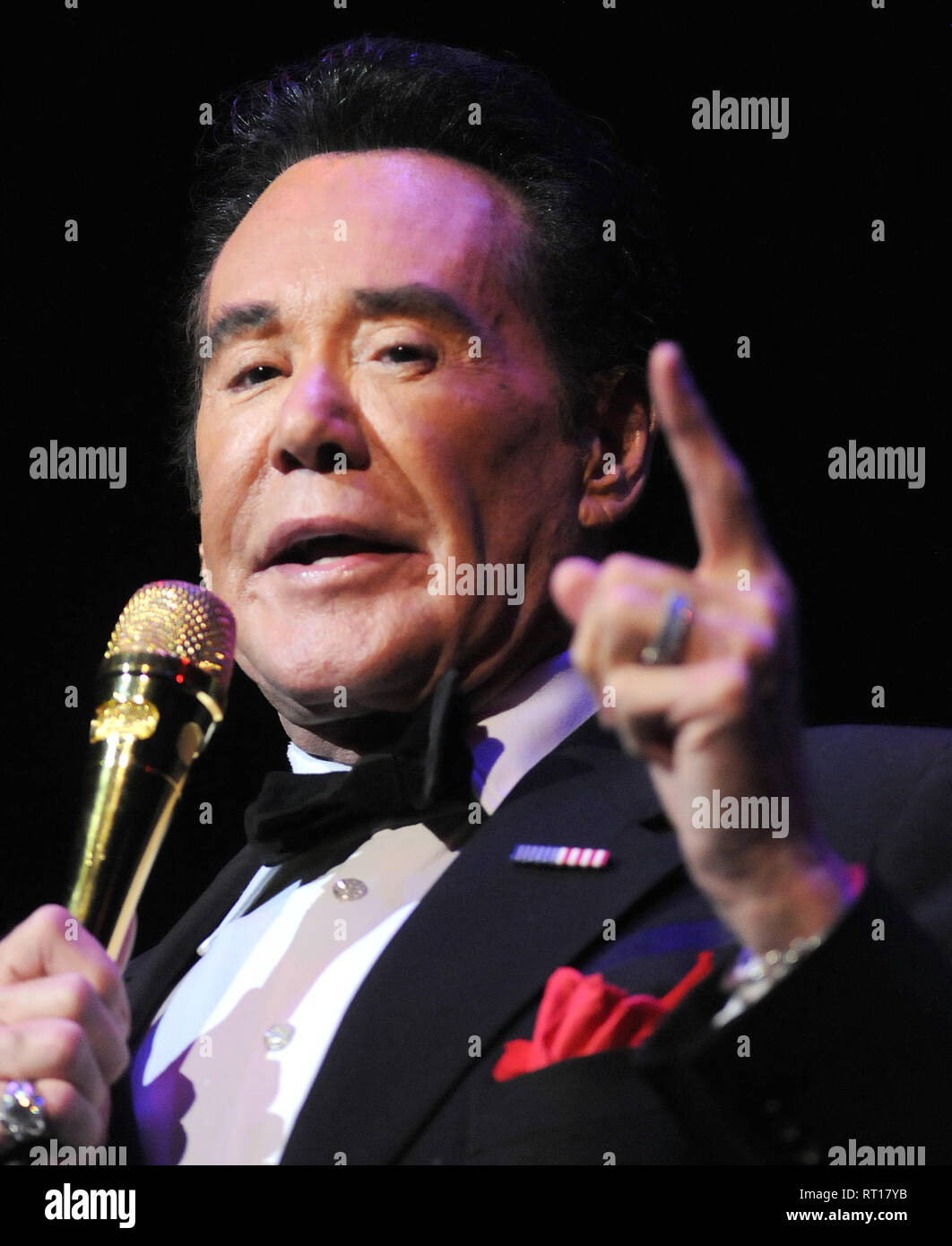 The Villages, Florida, USA. 26th Feb 2019. Singer and entertainer Wayne ...