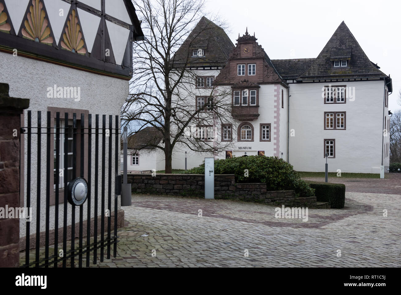 13 February 2019, Lower Saxony, Fürstenberg: Exterior view of the ...