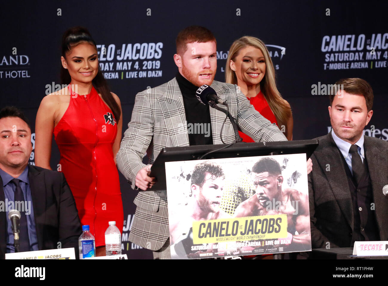 Canelo alvarez 2019 hi-res stock photography and images - Alamy