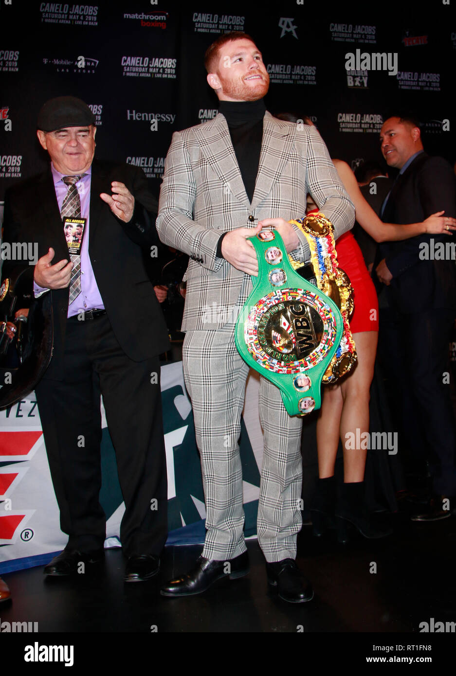 Canelo alvarez 2019 hi-res stock photography and images - Alamy