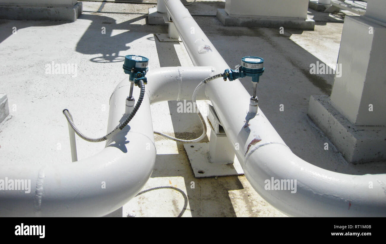 Oil refinery. Equipment for primary oil refining Stock Photo - Alamy