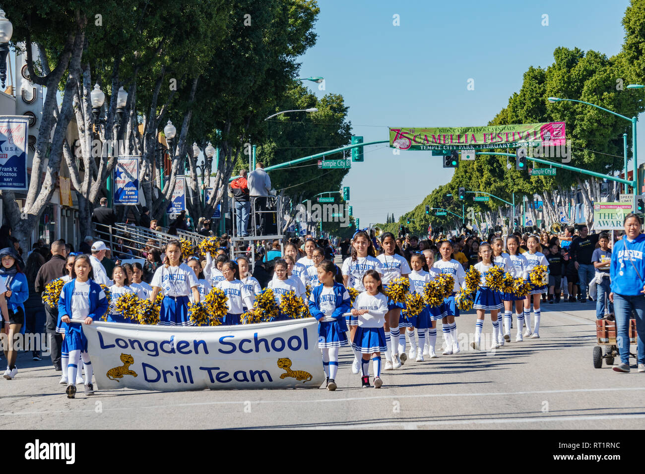 Los Angeles, FEB 23: Londen School Marching band parade in the Camellia ...