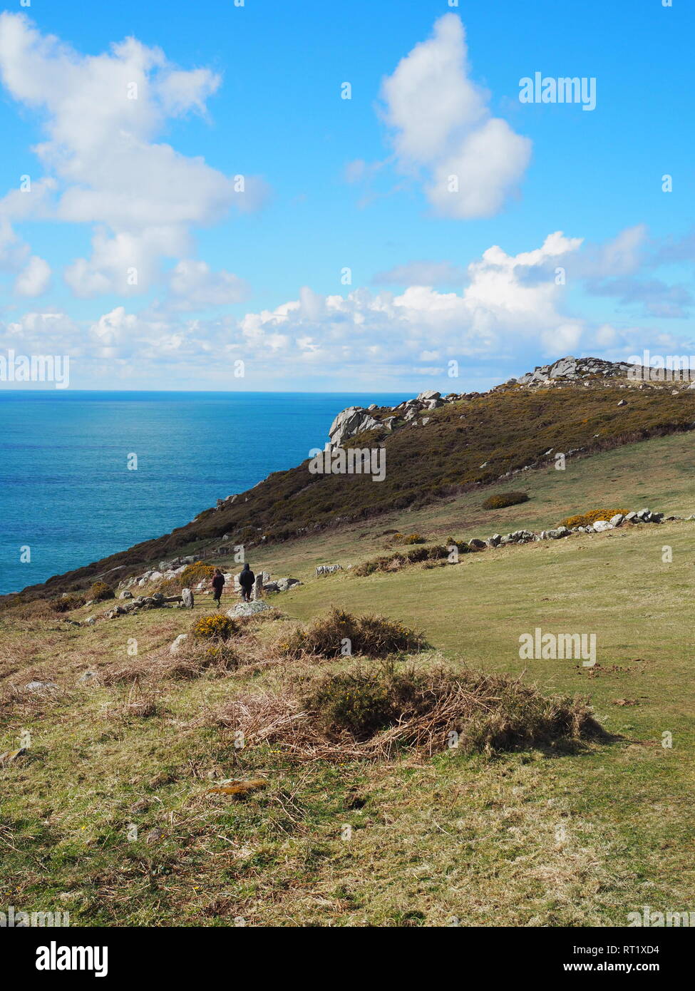 Bosigran ridge or commando ridge hi-res stock photography and images ...