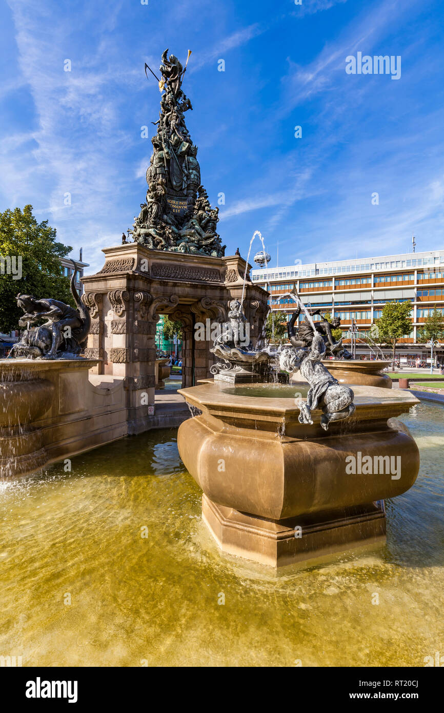 Germany, Mannheim, fountain with Grupello Pyramid at Paradeplatz Stock ...