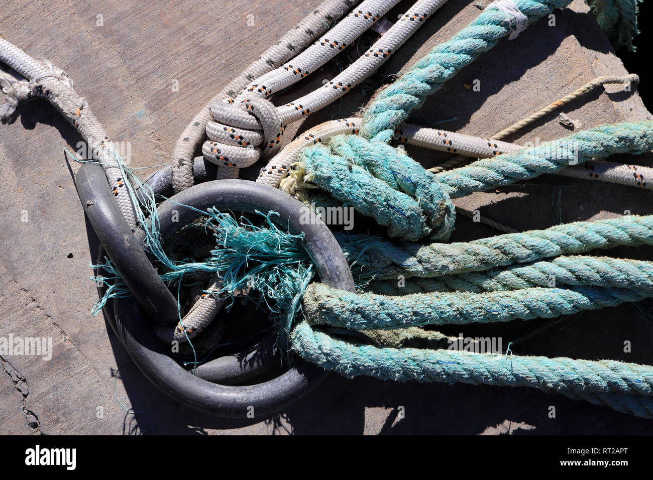 Nautical knots hi-res stock photography and images - Alamy