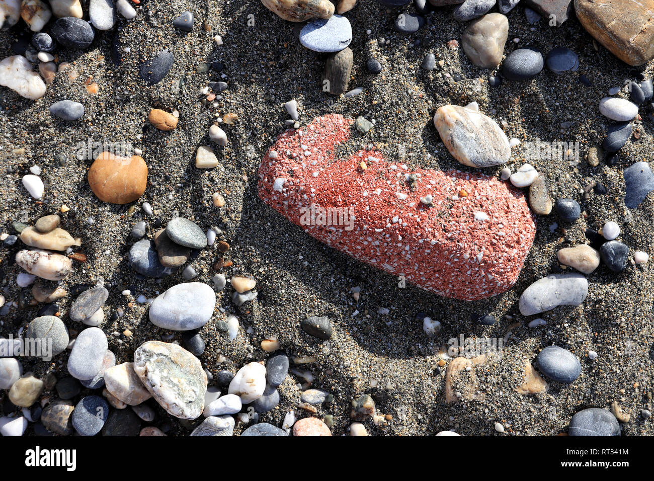 Red cobblestone hi-res stock photography and images - Alamy